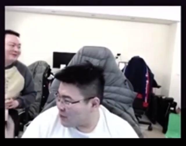 LGD当初为何不Ban铁男？Godv回忆往事：大师兄给的自信_腾讯新闻