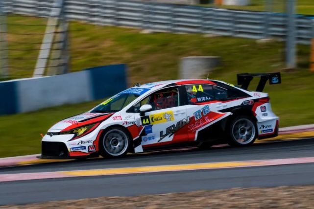 那些让人蜜汁向往的赛车涂装_腾讯新闻