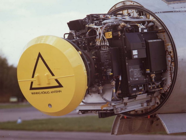 飞行员报告：驾驭萨博-37“雷”式战斗机_腾讯新闻