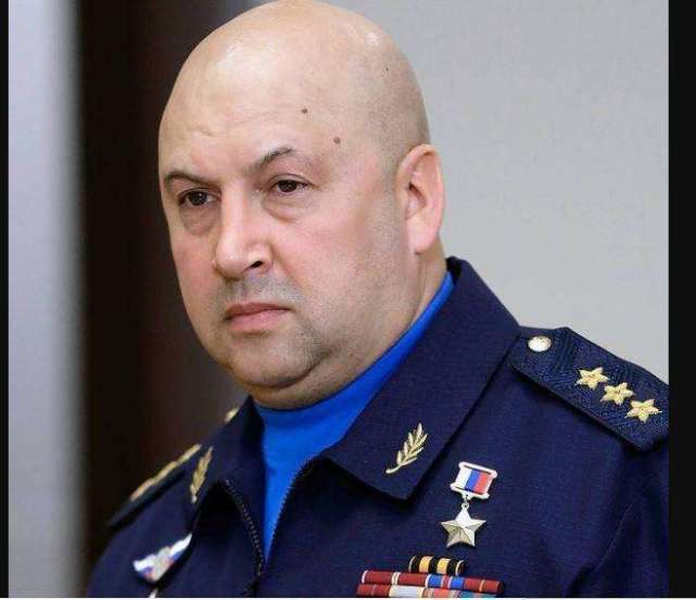 大批S400导弹呼啸升空，美军6架B52轰炸机消失，白宫：此举闯大祸_腾讯新闻