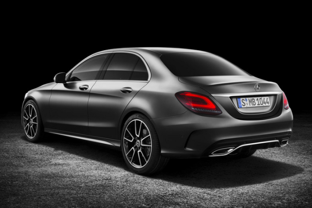 奔驰汽车8大通病，买车时，可作为参考要素_腾讯新闻