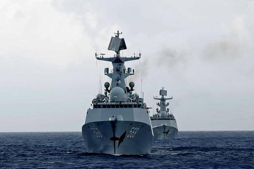 054A型护卫舰：海军对其使用很满意，已追加20艘建造数量_腾讯新闻