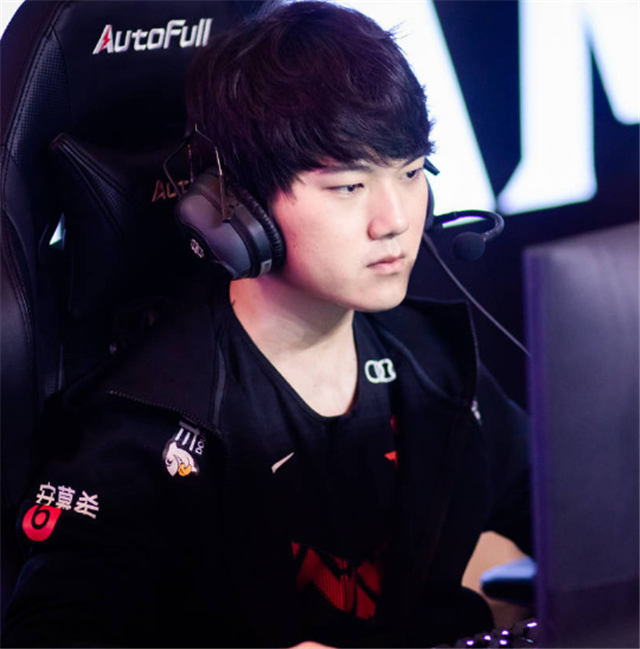 S10昙花一现，sn现在比滔搏更无奈？2位选手自曝在基地不能出门_腾讯新闻