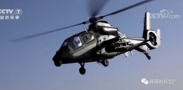80集团军陆航旅装备KVD001无人机，与武装直升机协同打击目标_腾讯新闻