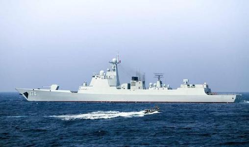 052D型：在全球6000吨级驱护舰中，综合战力处于绝对领先水平_腾讯新闻