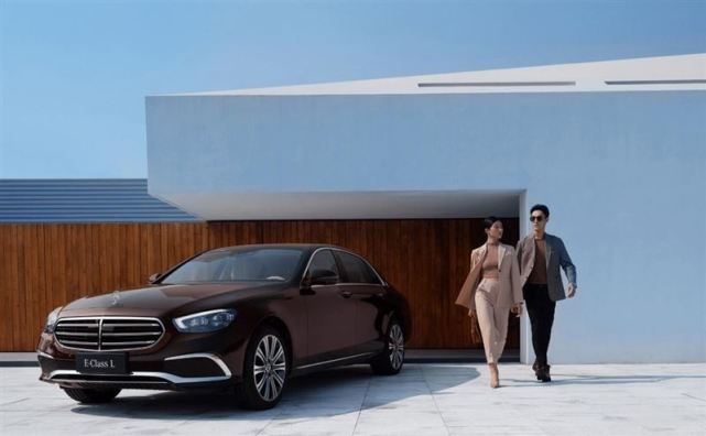 E260L换装2.0T发动机，奔驰更有诚意了？_腾讯新闻