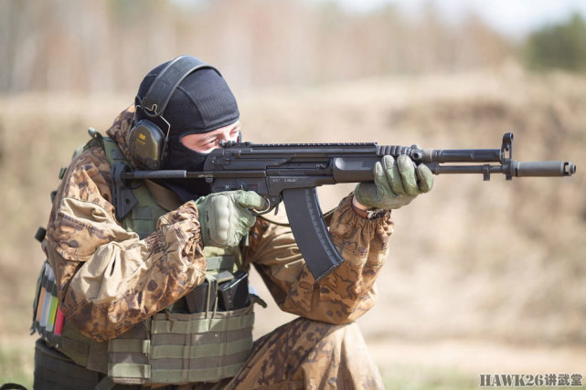 细看：A545/A762突击步枪 采用平衡后坐系统 俄特种部队新型装备_腾讯新闻