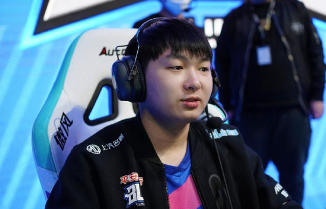 Biubiu超越369、Theshy 荣获春季常规赛单杀王_腾讯新闻