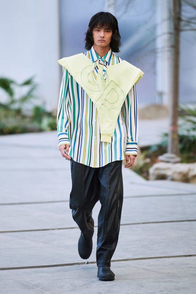 ELLE独家专访设计师CHEN PENG_腾讯新闻