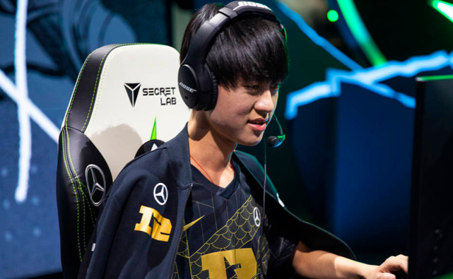 RNG不敌PSG 遭遇MSI首败！C9却成为了最大输家？_腾讯新闻