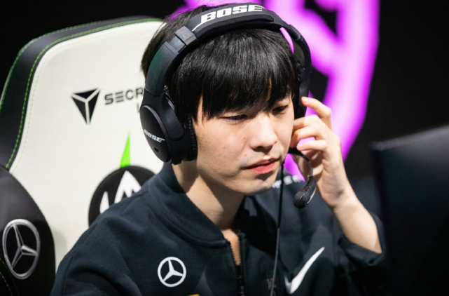 DK再战RNG！许秀赛前放狠话 Cryin或成突破口_腾讯新闻