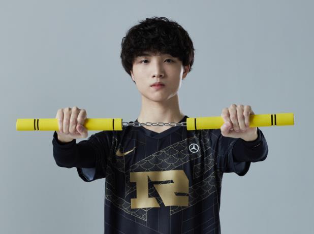 EDG老岳爆料：XLB转会失败因身价太高！RNG当初买他太贵，现在想回本_腾讯新闻