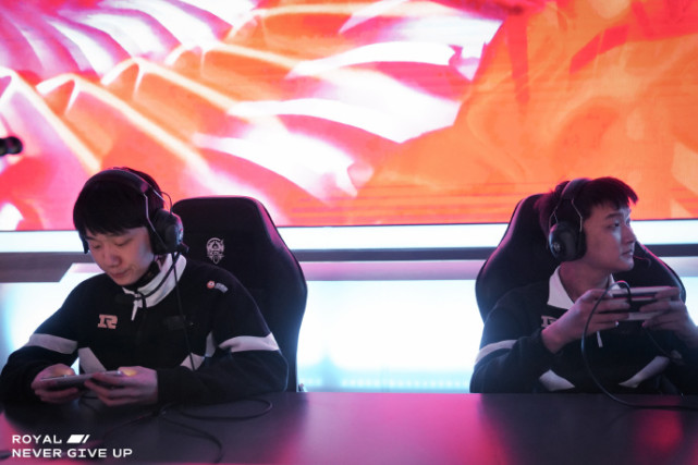 kpl：cat转辅助的背后，透露出四个信号，RNGM将大改他或退出首发_腾讯新闻