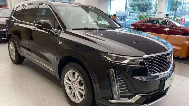 凯迪拉克XT6和奔驰GLC是同价格的对手？买谁是妥协_腾讯新闻