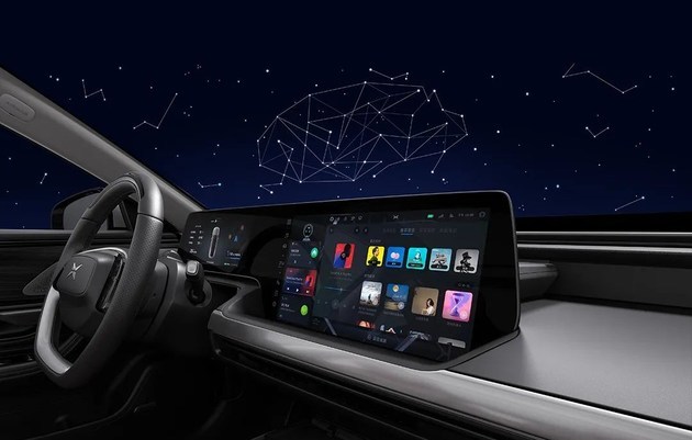 小鹏P7 OTA 2.6.1开始推送 增全新AI声音_腾讯新闻