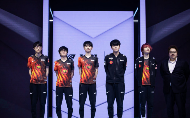 LPL和LCK四强均已出炉，FPX和DK成最大夺冠热门！_腾讯新闻