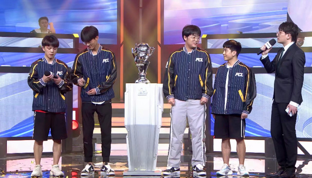 PCL：NH勇夺夏季赛冠军，4AM无缘PCS5，GODV无奈感叹：想快乐一局都不行！_腾讯新闻