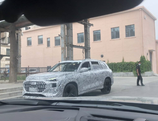 全新上汽奥迪Q6L谍照曝光 搭载4代EA888/尺寸超Q7_腾讯新闻