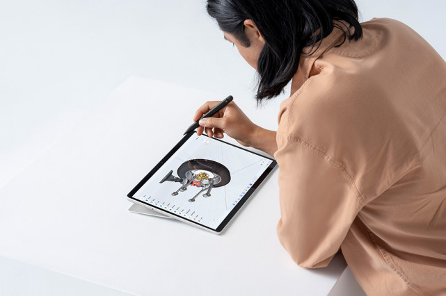 2988元！微软新Surface平板开卖：硬刚iPad？_腾讯新闻