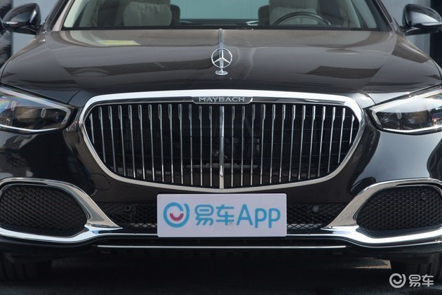 最强豪华座驾迎来挑战？迈巴赫S480、A8L霍希版的气场比拼_腾讯新闻