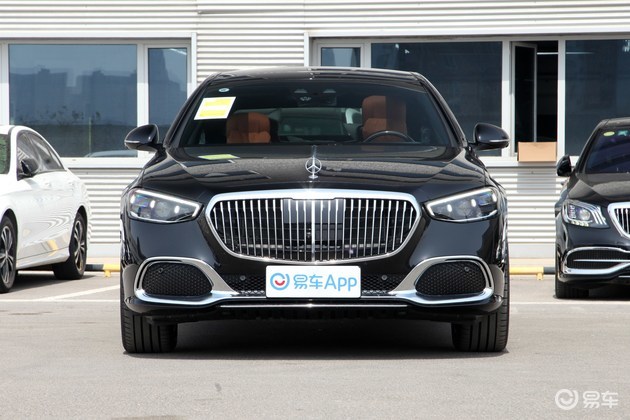 最强豪华座驾迎来挑战？迈巴赫S480、A8L霍希版的气场比拼_腾讯新闻