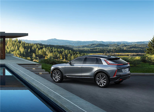 凯迪拉克首款纯电动SUV LYRIQ重磅来袭，预售价43.97万｜携手奥特能平台共同缔造未来_腾讯新闻
