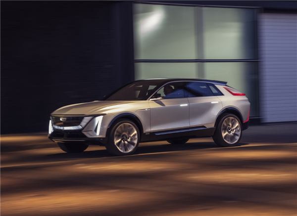 凯迪拉克首款纯电动SUV LYRIQ重磅来袭，预售价43.97万｜携手奥特能平台共同缔造未来_腾讯新闻