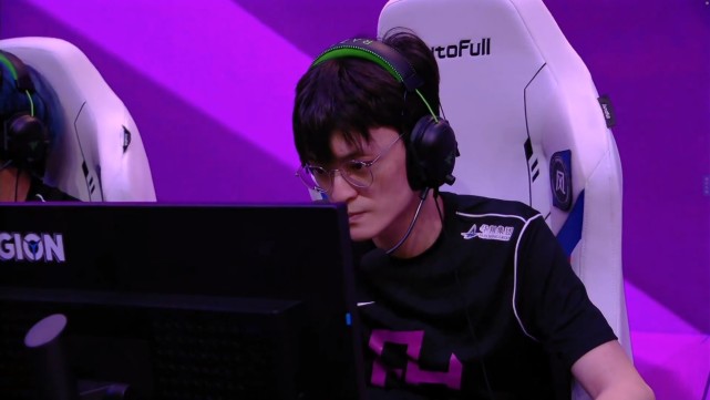 LPL前职业选手透露，Crisp已经确定去BLG了！搭档ADC可能就是Uzi_腾讯新闻