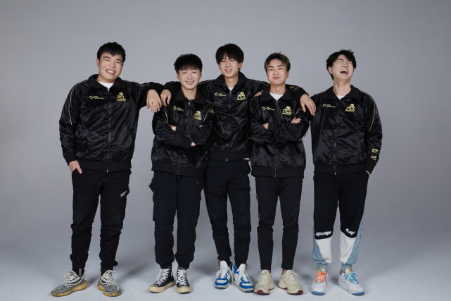 PGC第二周排位赛前瞻：PeRo与NH重新登场，SQ或将称霸双P城_腾讯新闻