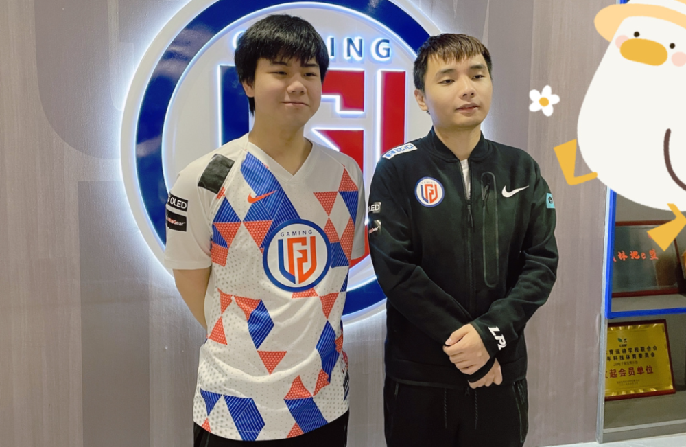 LGD夏日限定走到尽头！Xiye再度离队！两位教头也断开连接！_腾讯新闻