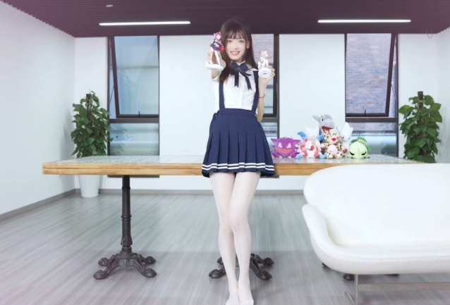 KPL灵儿晒最新Cos照，长相甜美似少女，完全看不出真实年龄_腾讯新闻