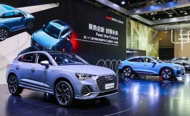 全新奥迪Q3 配RS套件刚刚30W 值得买吗？_腾讯新闻