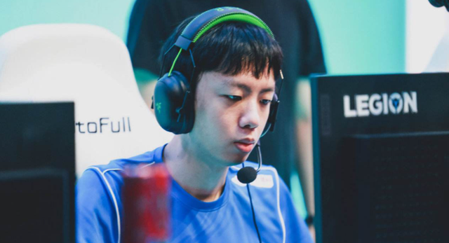 SMLZ惨遭V5二队AD嘲讽：没比赛打你是啥？找个队求你了！_腾讯新闻