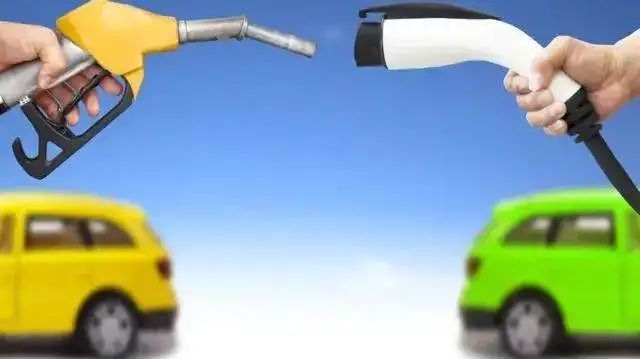 国产混动SUV，10-35万，怎么选？_腾讯新闻