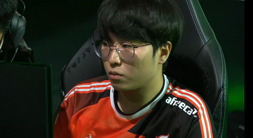 KDF惨败BRO，Kiin六神装男枪饮恨赛场，一位从不愿意走出舒适区的选手_腾讯新闻