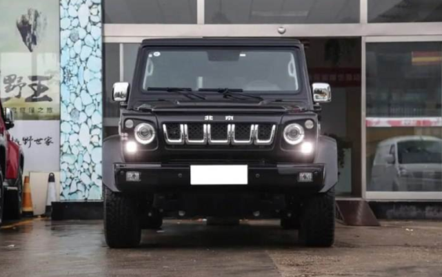 北汽版“大G”换代！升级3.0T引擎，搭进口8AT变速箱，能火？_腾讯新闻