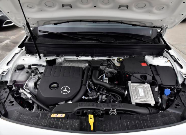 新增2.0T 奔驰GLB靠发动机能拯救销量吗？_腾讯新闻