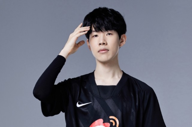 LPL上单排名图公布，theshy和369分为一组，第一名上赛季没人要_腾讯新闻