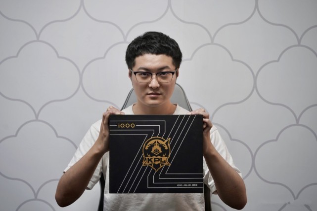 loveCD盘点KPL战队灵魂人物，E星花海、狼队FLY，AG是老帅_腾讯新闻