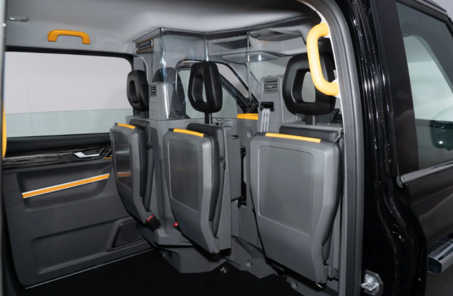 复古电动MPV，个性对开门，33.98万开卖的吉利LEVC TX，卖给谁？_腾讯新闻