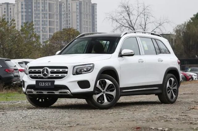 想买个30万落地的SUV，GLB 220 2.0T咋样？_腾讯新闻