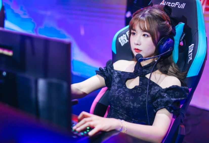 为管泽元险些离职，如今年入5000W，LPL解说一哥娃娃感人往事曝光_腾讯新闻