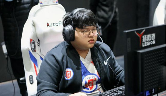 LPL首个终生禁赛！LGD中单选手JAY参与假赛被全面封杀_腾讯新闻