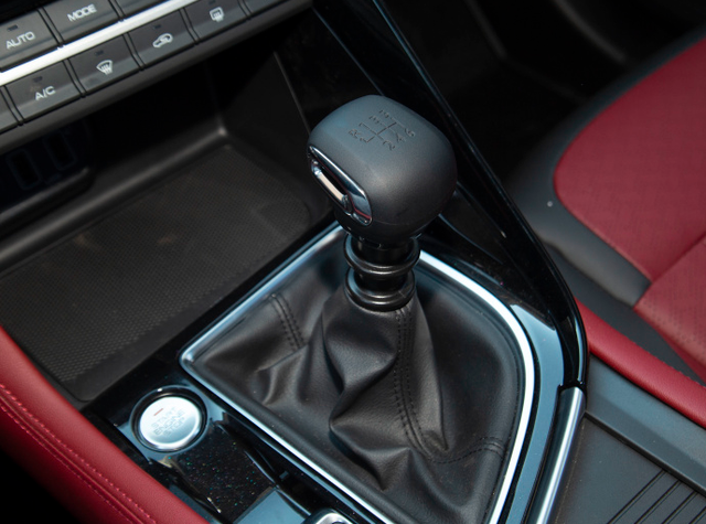 1.5T比肩2.0T发动机，东风风神AX7马赫版，确实改头换面了_腾讯新闻