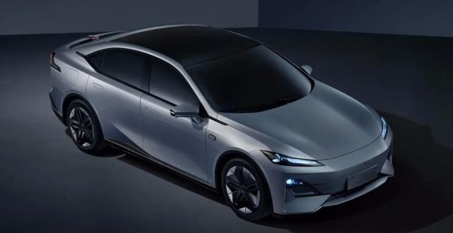 长安C385发布，搭氢燃料电池，续航超700km，3分钟快速补能_腾讯新闻