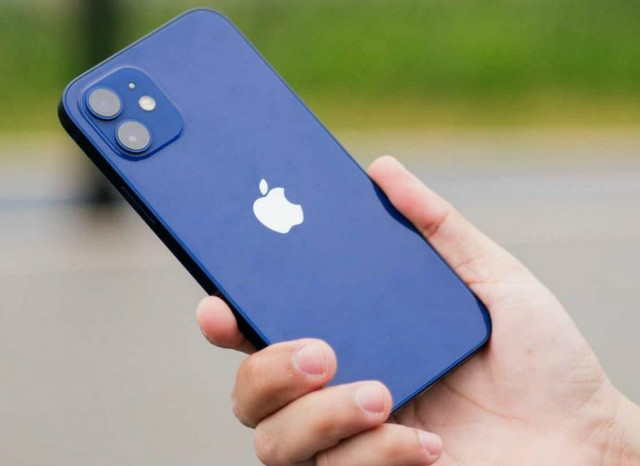 价格跌破5000元 iPhone13再次降价 你还等苹果14吗？_腾讯新闻