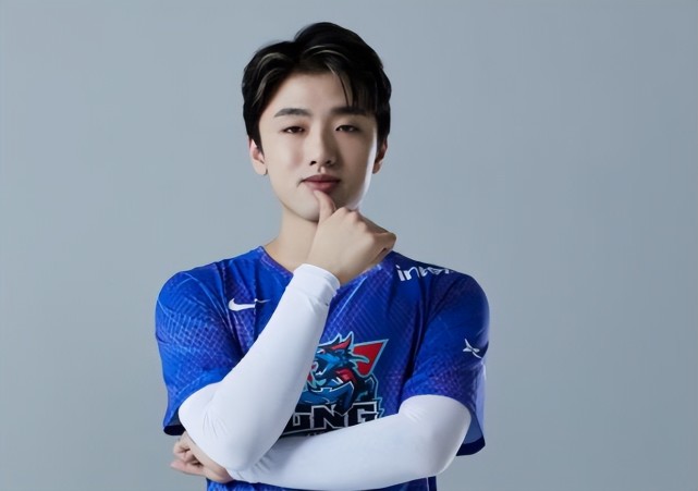 LPL又一老将即将重返赛场？icon爆料：SMLZ签了战队，夏季赛回归_腾讯新闻