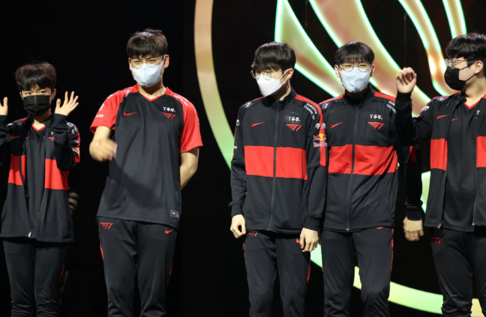 T1再战RNG！Oner放出狠话，野王Wei迎来劲敌_腾讯新闻