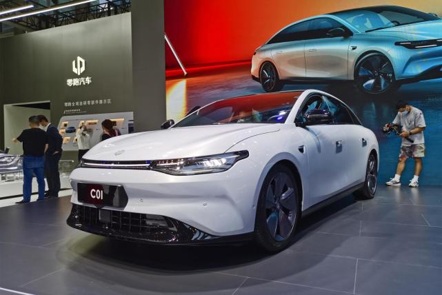 CTC技术加持，零跑C01订单已破4.5万辆，小鹏P7要凉？_腾讯新闻