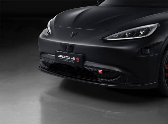 对比蔚来ET7、智己L7，阿尔法S全新HI版的智能达到何种水平？_腾讯新闻